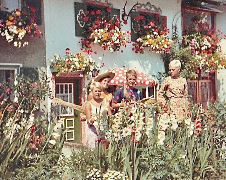 The incredible untold story of Wales’ first all girl group The Fabs