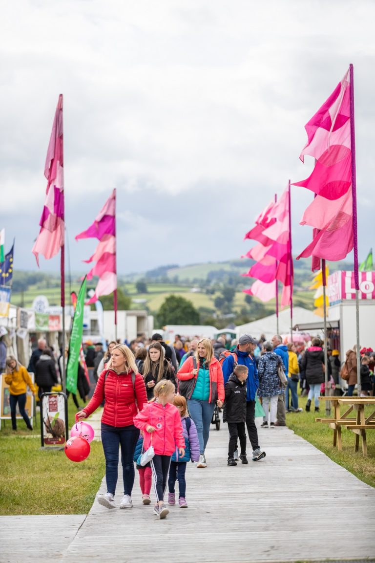 Mali Elwy announced winner of Eisteddfod yr Urdd's Main Literary Award