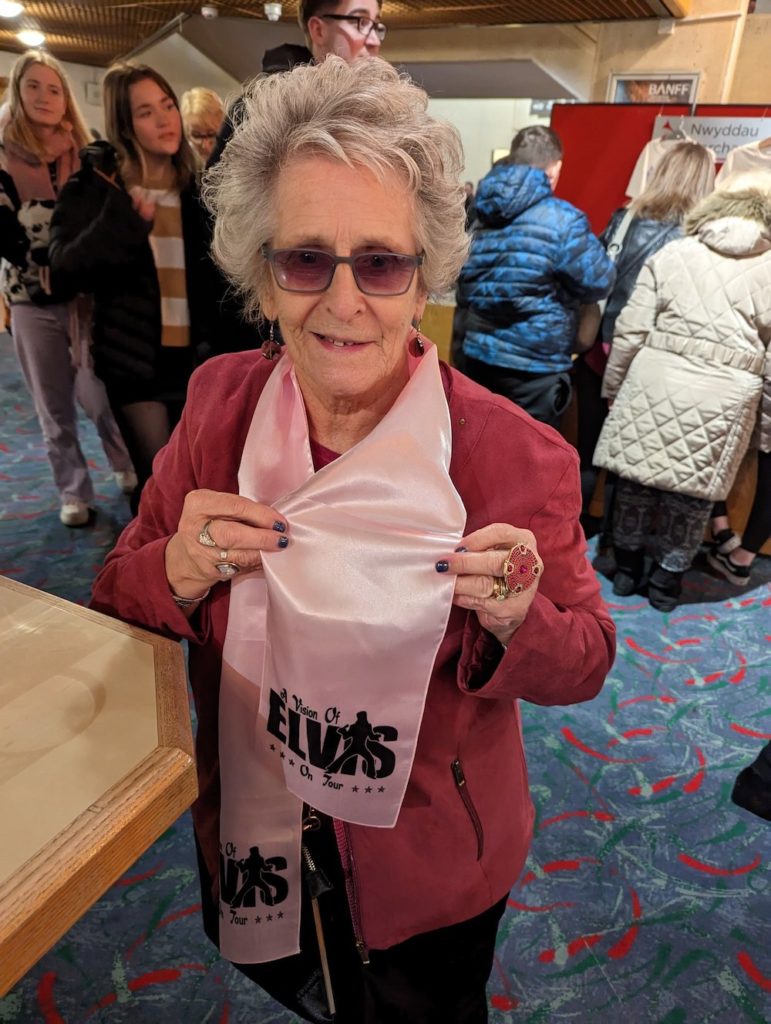 Elvis responds to Welsh nan's brilliant viral video with lovely gesture