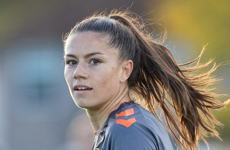 Ffion Morgan eager to ‘take it to next level’ with Wales and Bristol City