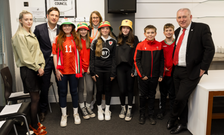 FA Wales support youngsters' call for Welsh language video game options