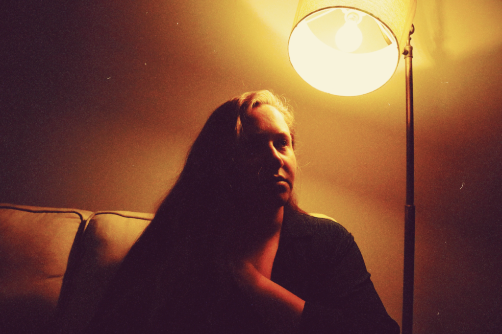 Llinos Emanuel shares intimate gig details