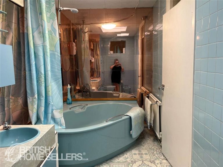 The incredible retro house that will transport you back in time