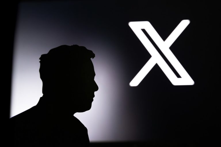 X down as thousands report issues with social media platform