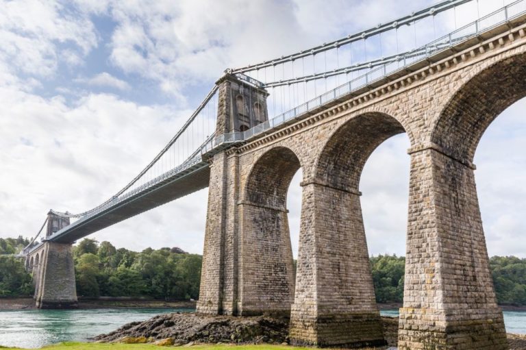Welsh Government issues update on sudden closure of Menai Suspension Bridge