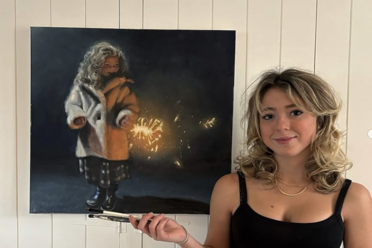 Teenage art prodigy Makenzy Beard unveils her latest stunning artwork
