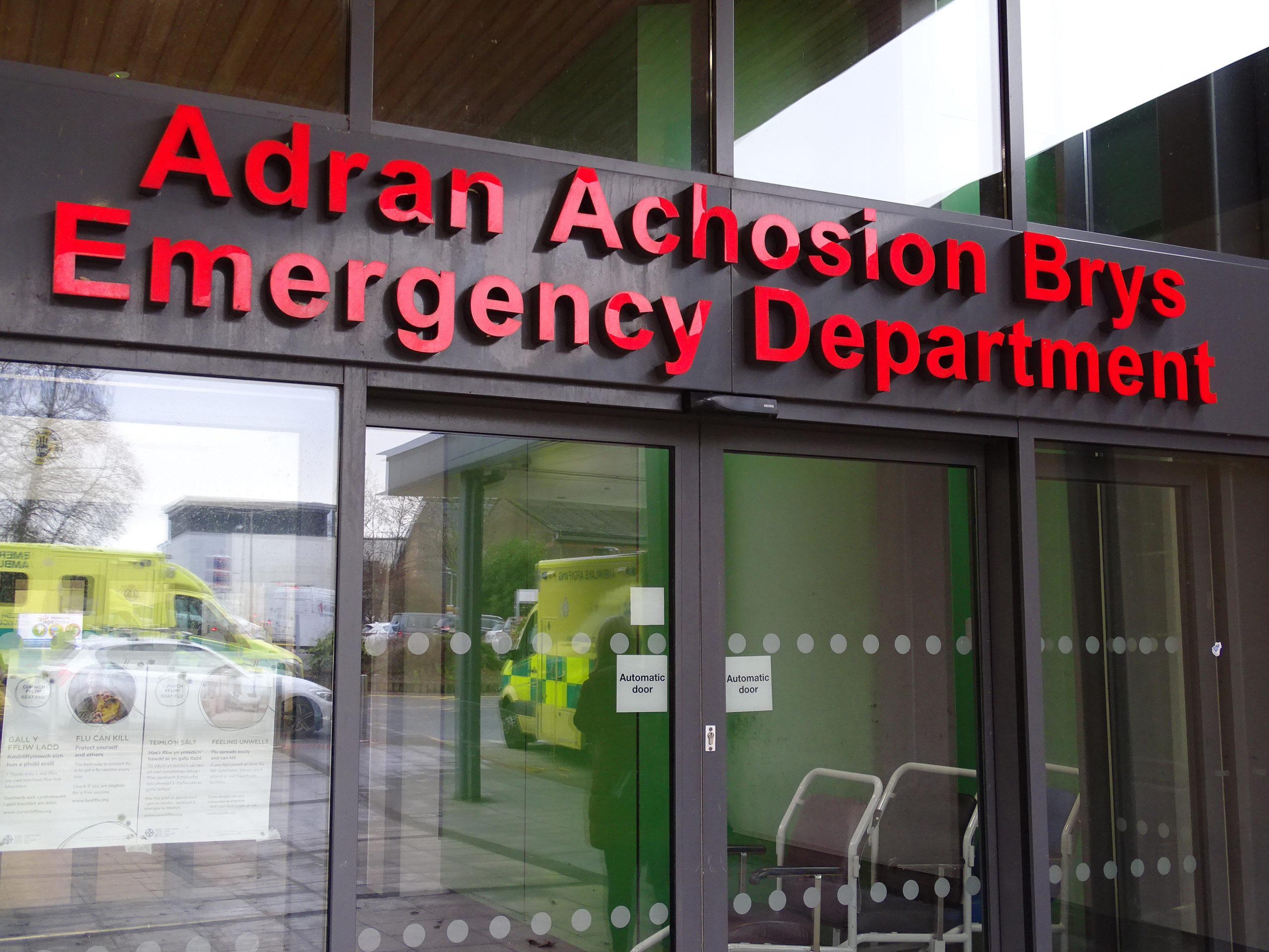 Nursing staff in Wales liken emergency department to a 'war-zone'