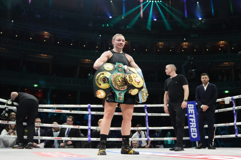Dafydd Iwan to perform Yma o Hyd at Lauren Price title defence