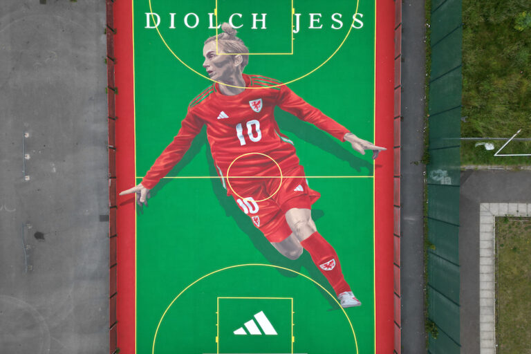 Giant mural of Jess Fishlock unveiled on football pitch in Cardiff park