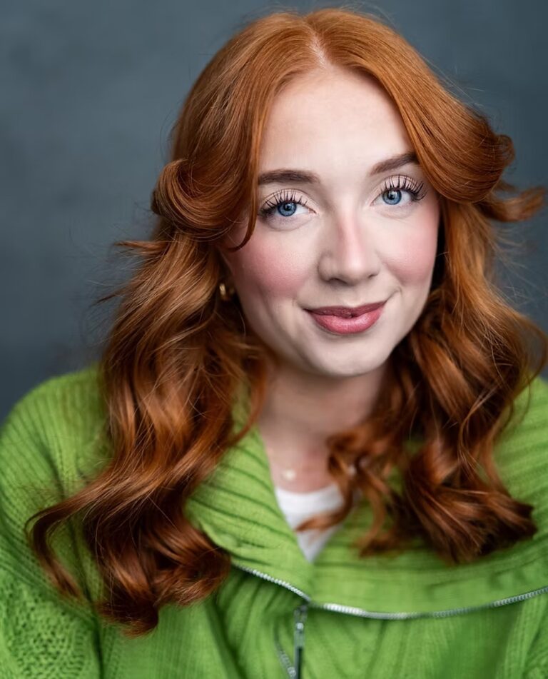 Meet the Welsh actress receiving rave reviews as Anna in Frozen