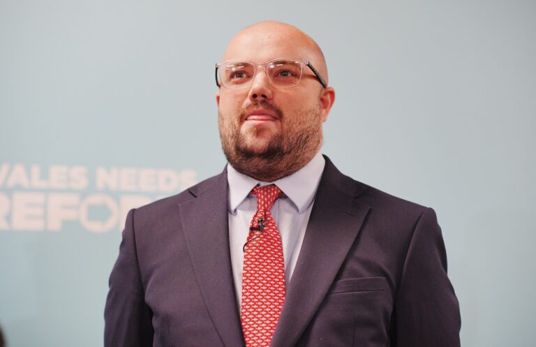 Welsh Labour turns up the heat on Reform Caerphilly candidate over ...