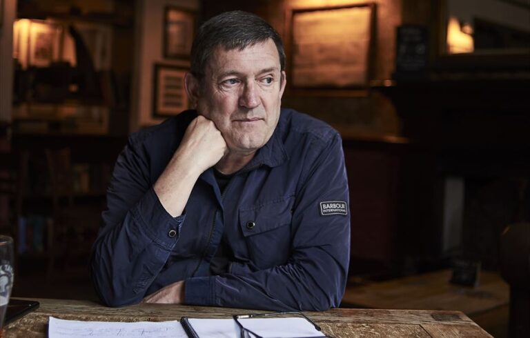 Lead singer of two of the biggest bands of 80s and 90s shares Cardiff ...